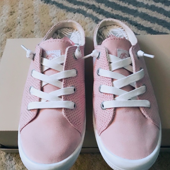 Roxy | Shoes | Roxy Surf Rose Slip On | Poshmark